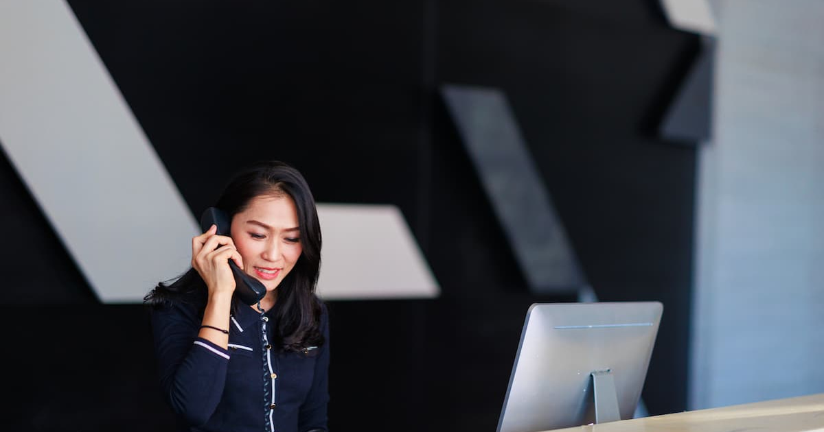What it's like to work in hotel operations management - Les Roches